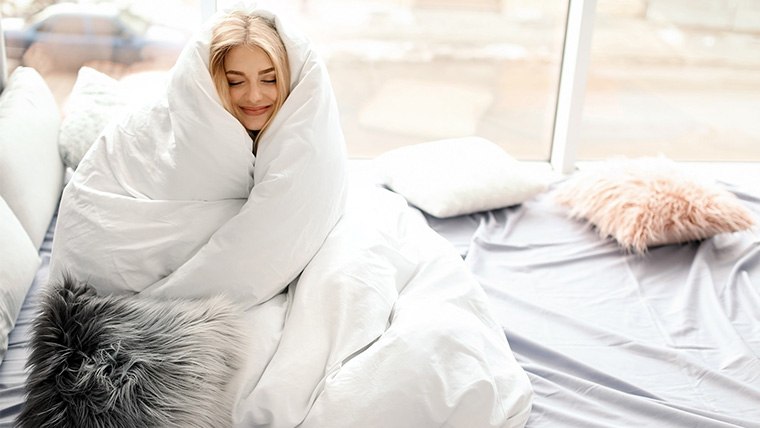 The Best Material For Comforters | Top 4 Fabrics Comparison